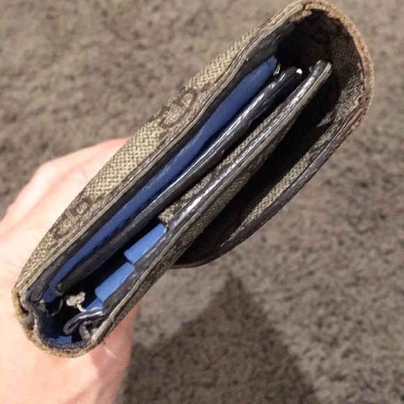 Gucci | Bags | Gucci Gg Supreme Wallet With Baby Blue Inside | Poshmark